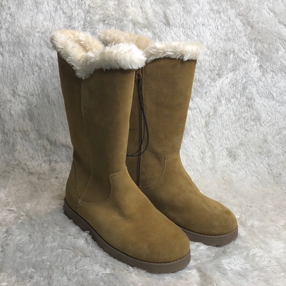 Universal Thread | Shoes | Universal Thread Charleigh Suede Ugg Style ...